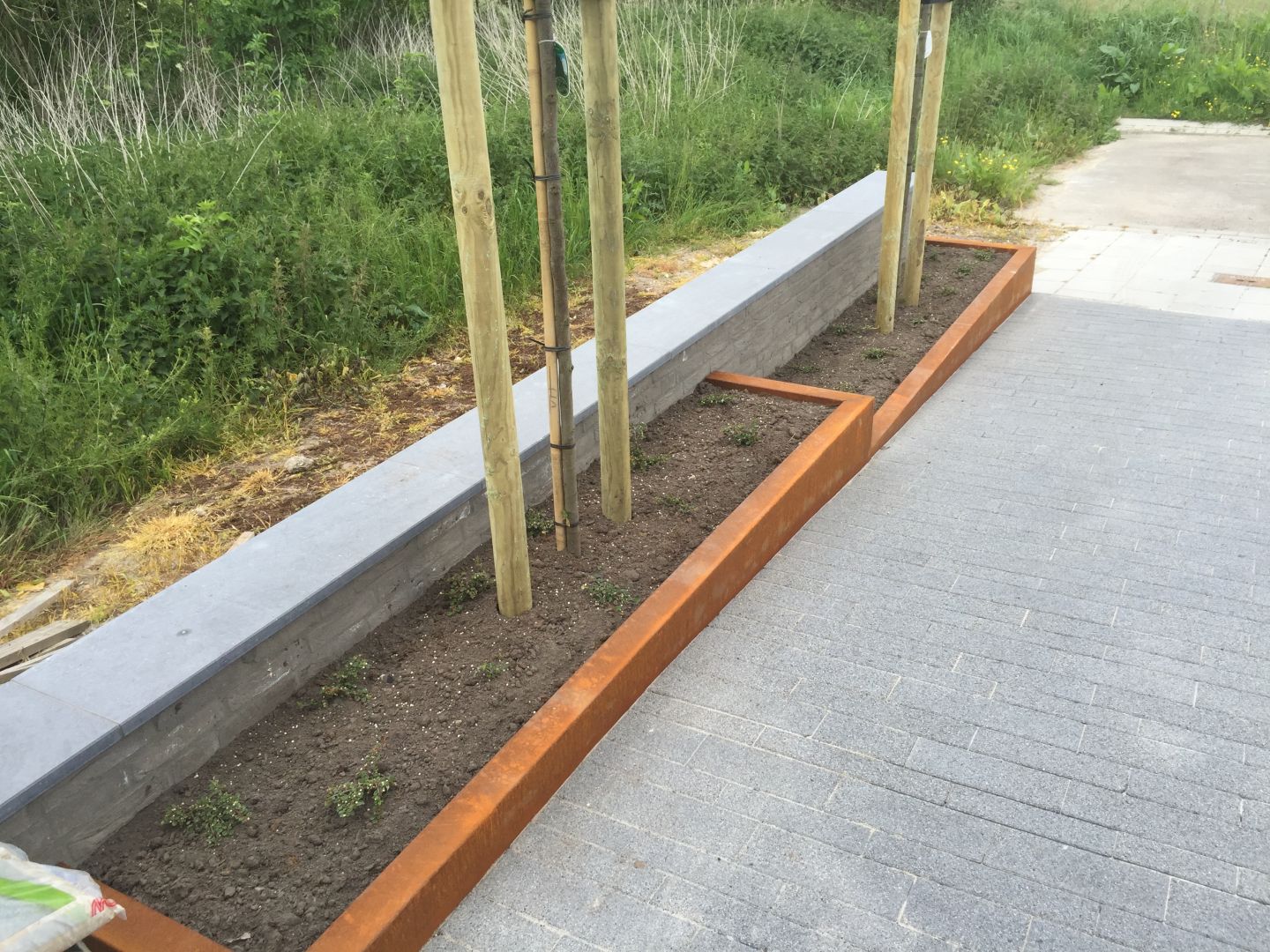 Corten Staal, voortuin | De Tuinen van Appeltern