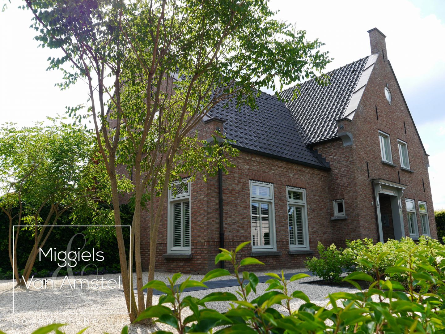 Strakke voortuin | De Tuinen van Appeltern